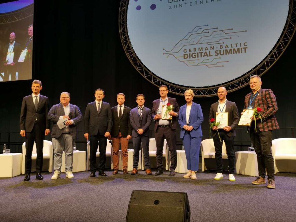 Robotic Wind Turbine Care Systems | Aerones